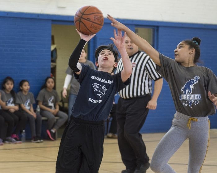 Full slate of games at the Elementary tourney - Itemlive