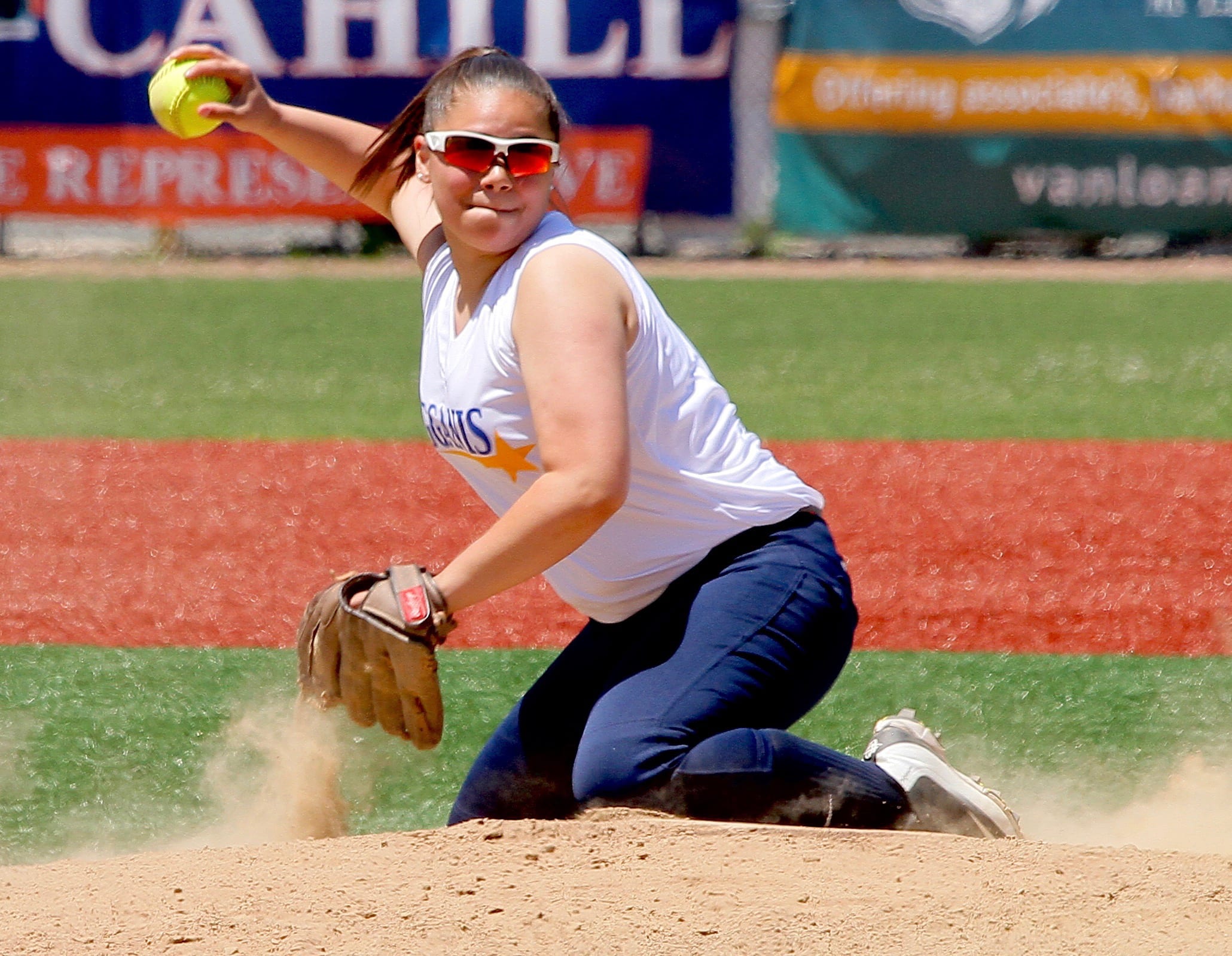 Agganis softball teams play to a tie - Itemlive