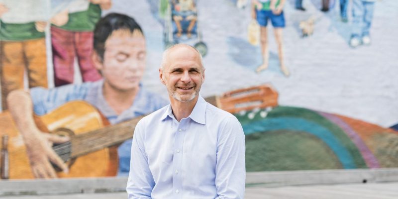 1 of 6 for 8th: Doug Thompson - Itemlive : Itemlive